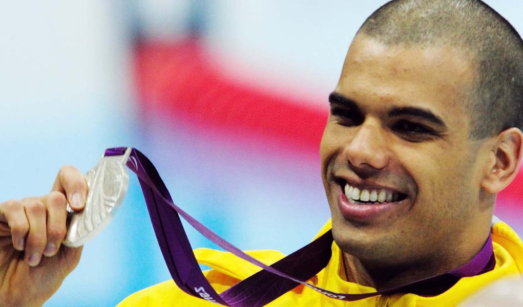 Andre Brasil leva ouro e quebra recorde nos 50m livre - Brasil 247