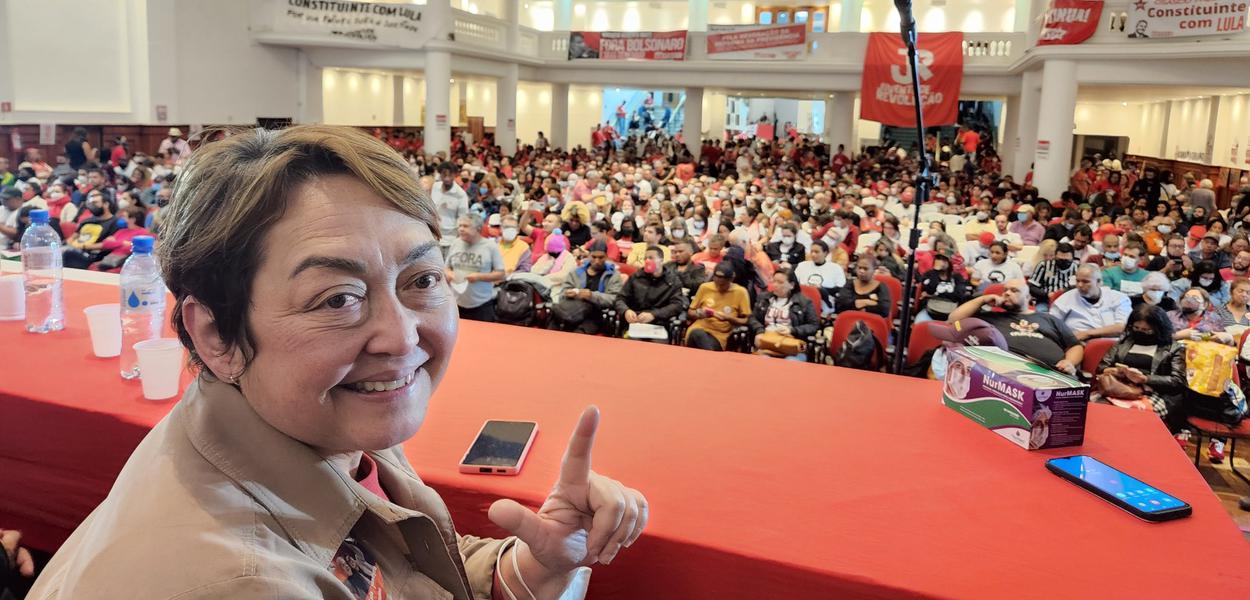 Jandyra Uehara: sindicatos devem se aproximar dos precarizados e das ...