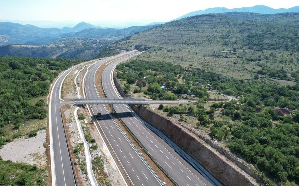Firma "Via project" radiće idejni projekat dionice Podgorica-Bar i ...
