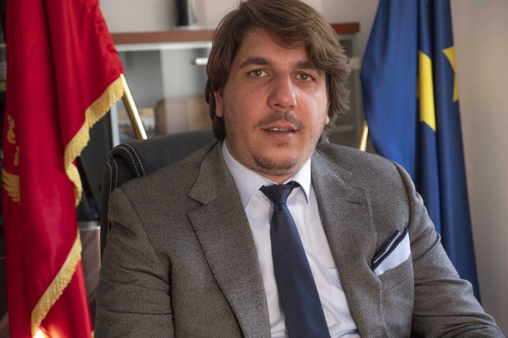 Inspekcija rada da utvrdi zakonitost imenovanja Krsta Radovića | Portal ETV