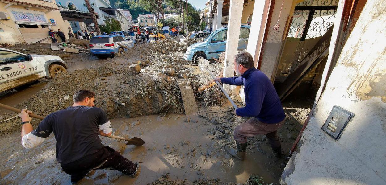 Vlada Italije uvela vanredno stanje na ostrvu Iskija